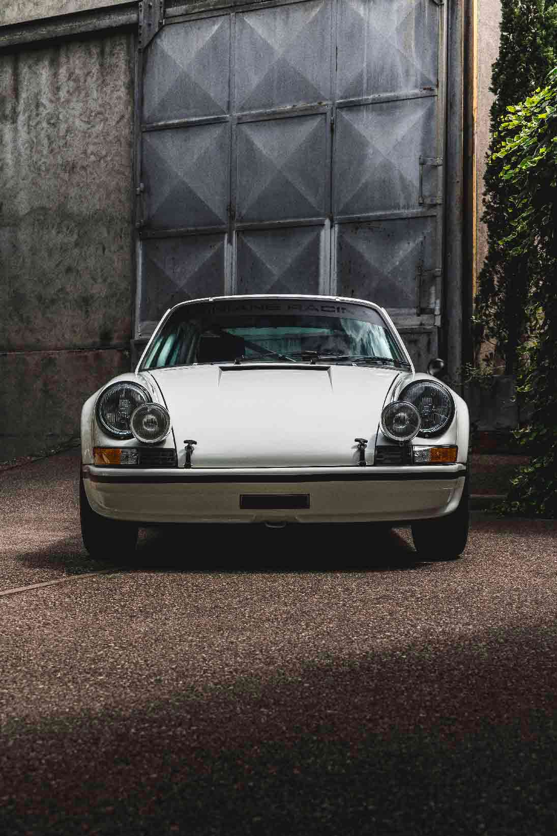 Restauration Porsche 911 ST Outlaw : Triniane Racing, Garage ...